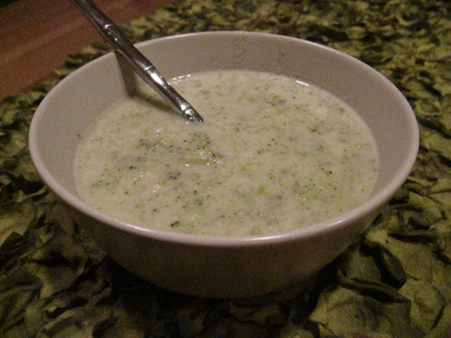 Light Cheddar Broccoli Soup - I am a Honey Bee